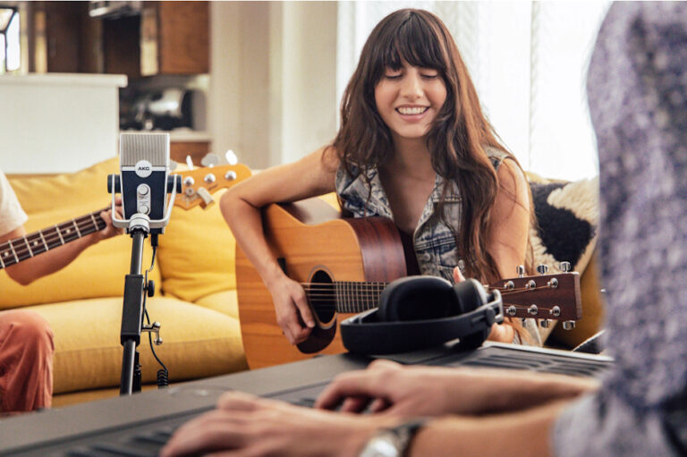 Check out the magical AKG Home Studio Sessions! - gigmit